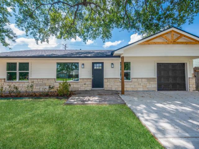 5221 Libbey Lane