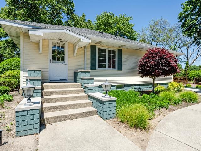 5221 Ridge Road