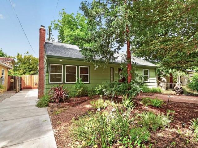 5221 9th Ave, Sacramento, CA 95820