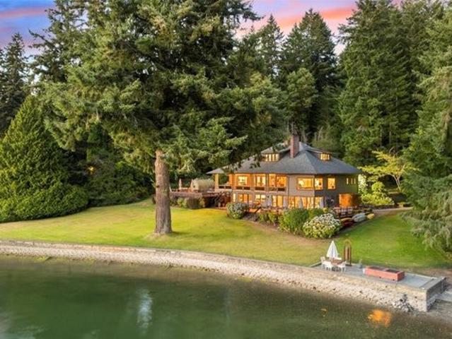 5222 Mahncke Rd SW, Longbranch, WA 98351