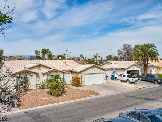 5222 Mandalay Springs Dr, Unit 201, Las Vegas, NV 89120 | MLS #2770
