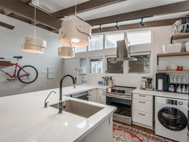 5222 Memorial Drive 5222