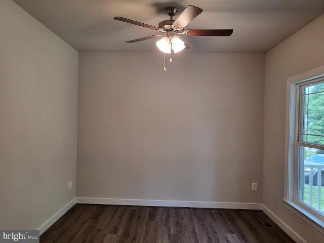 5222 Calvert Court