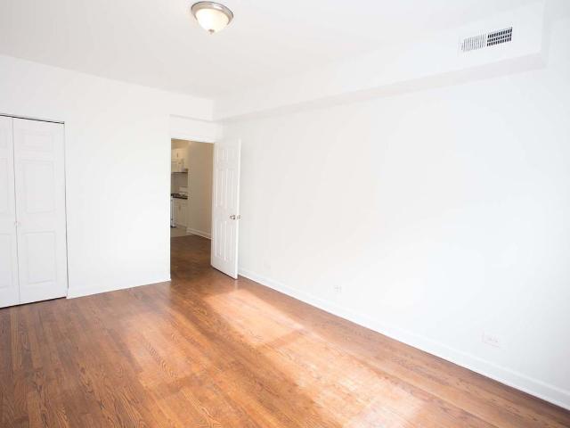 5222 38 S. Drexel Avenue 2 Bedroom Apartment for Rent at 5222 S Drexel Ave, Chicago, IL 60615 Hyde Park