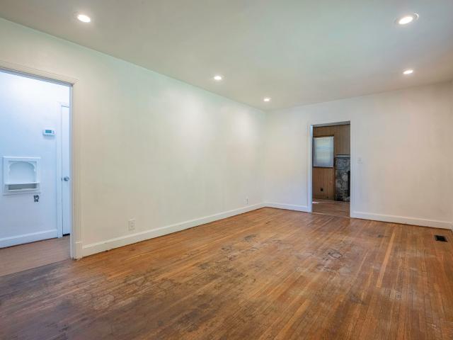 5223 Dorsey Street