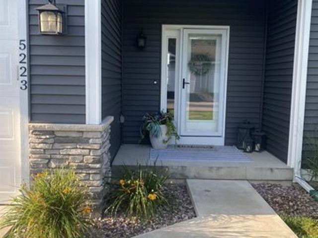 5223 Lone Maple Dr, Traverse City, MI 49685
