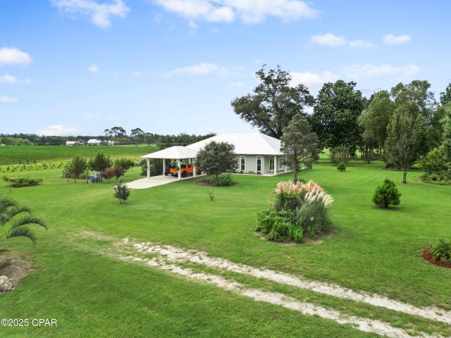 5223 Palamino Ln, Greenwood, FL 32443 | MLS #783309