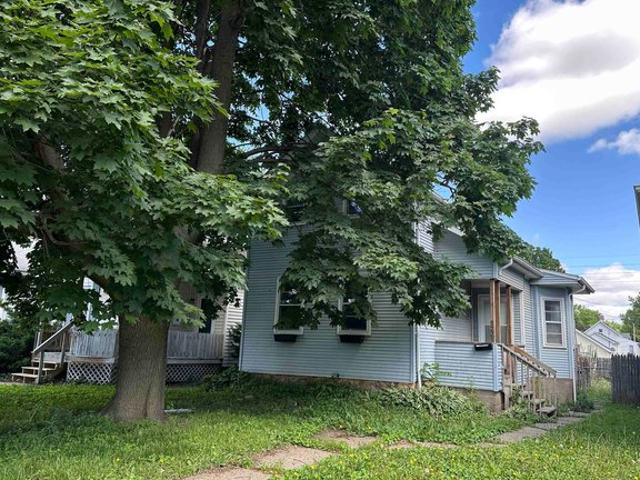 522 2nd Ave S, Clinton, IA 52732