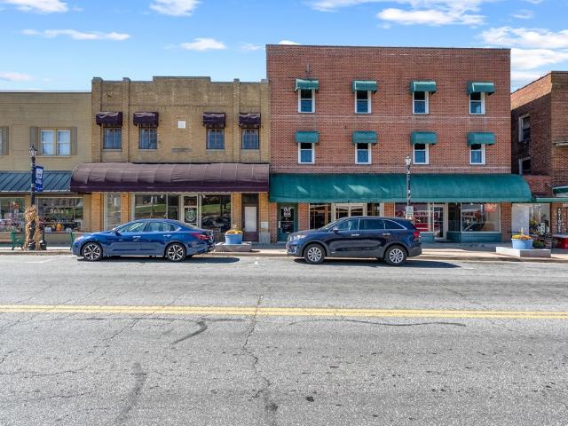 522&516 N Main St