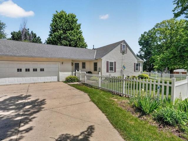 522 Andrews St, Nashua, IA 50658