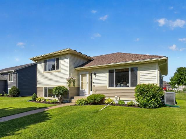 522 Brook Avenue