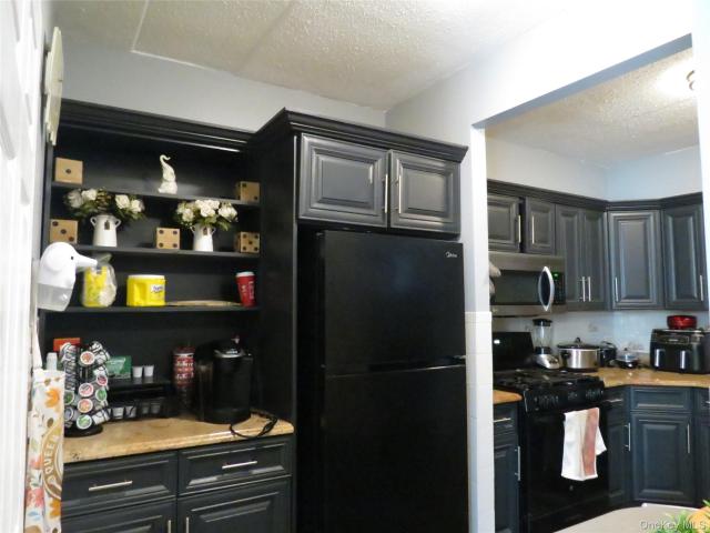 522 E 159th Street 2B