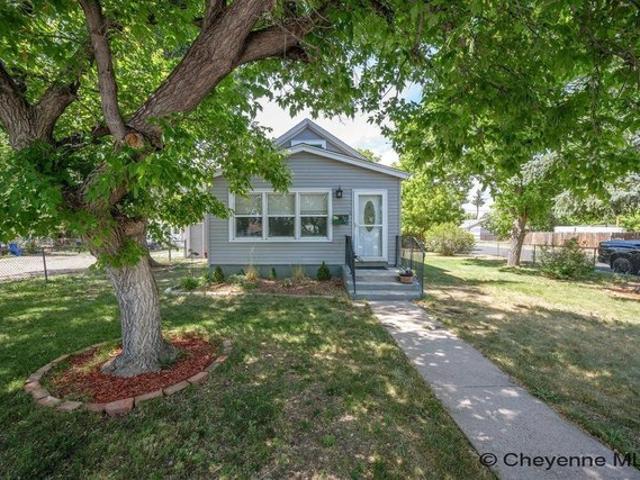 522 E 2nd St, Cheyenne, WY 82007