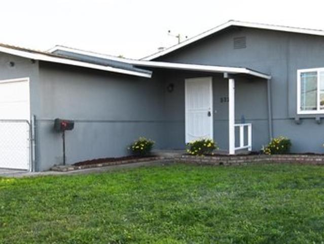 522 E Alvin Dr, Salinas, CA 93906