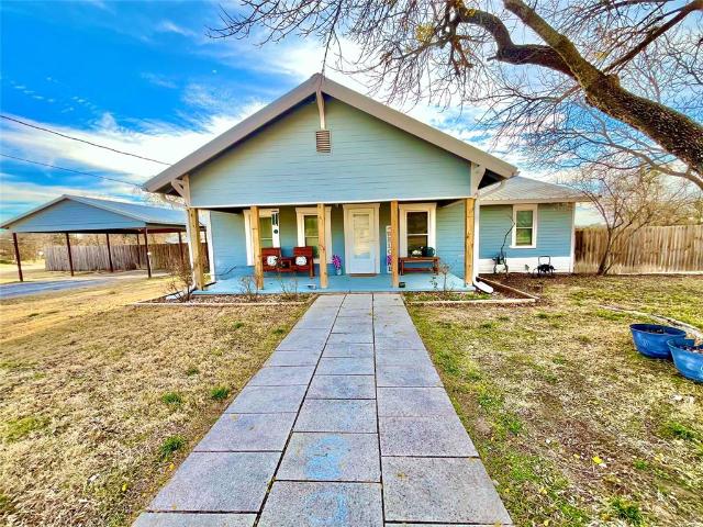 522 E Standifer St, Hamilton, TX 76531 | MLS #21178