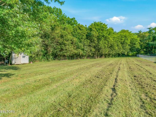 522 Farm Loop Rd