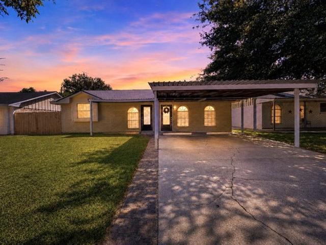 522 Hollyvale Dr, Houston, TX 77060
