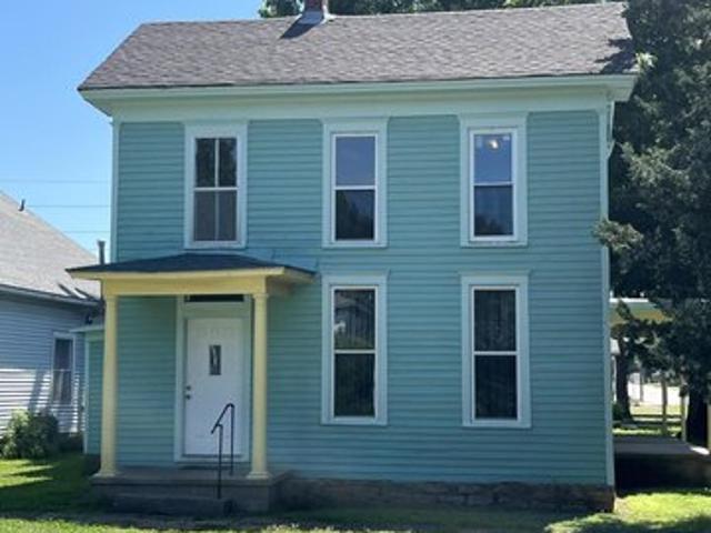522 Illinois St, Oswego, KS 67356