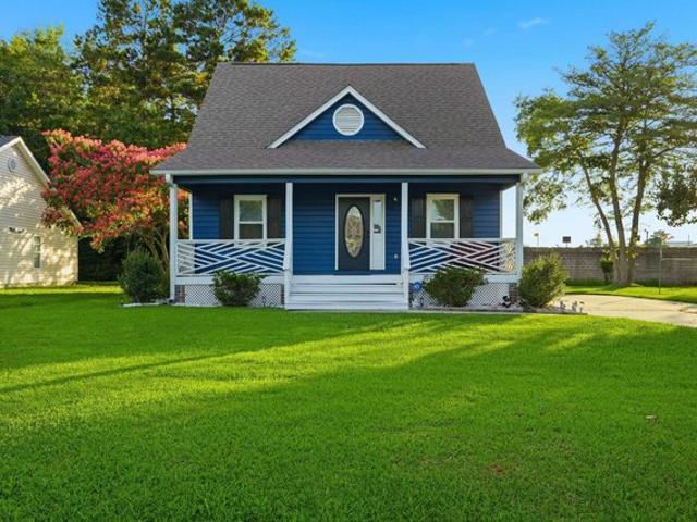 522 Lake Park Dr, Myrtle Beach, SC 29588