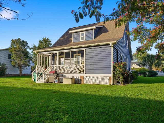 522 Lake Park Dr