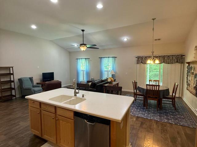 522 Mountain Laurel Circle