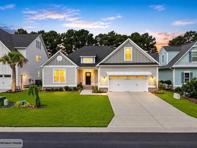 522 Moss Lake Ln, Holly Ridge, NC 28445
