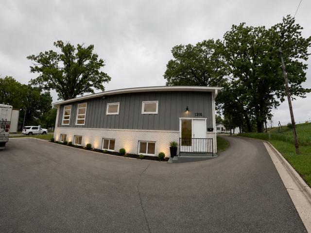 522 Main Street W