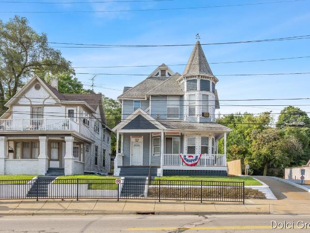 522 Michigan Street