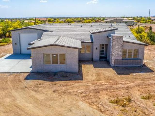 522 N Sun Rd, Apache Junction, AZ 85119