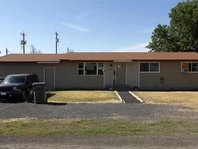 522 NW COLE AVE, WILBUR, WA 99185 Single Family Residence For.
