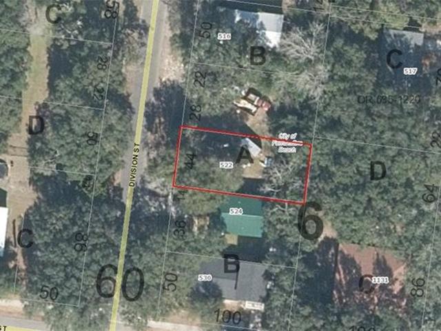 522 S Division St, Fernandina Beach, FL 32034