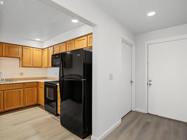 522 SE 157TH AVE # 13