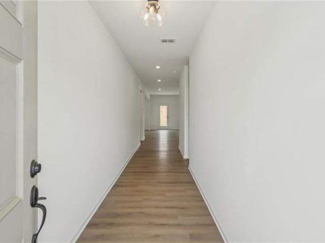522 Silverleaf Trl