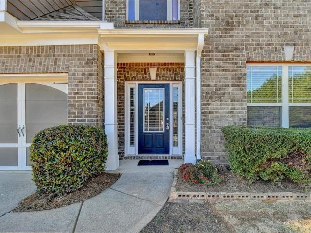 522 Suwanee Oaks Drive