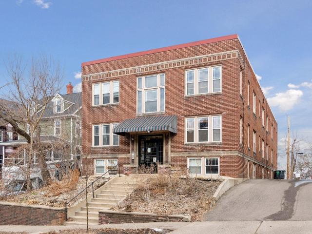 522 Ridgewood Ave, Unit 9, Minneapolis, MN 55403 | MLS #7024 | Compass