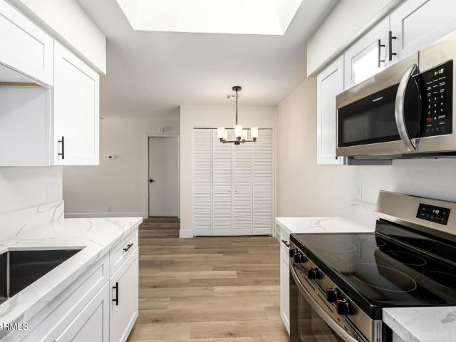 522 W Blackhawk Dr, Unit 3, Phoenix, AZ 85027 | Compass