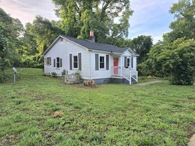 522 Wildwood Dr, Spartanburg, SC 29306
