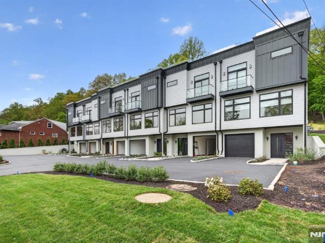 522 Valley Road # 2