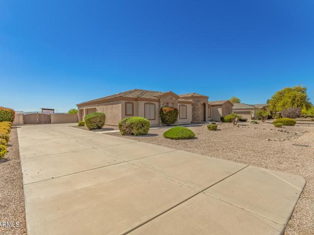 5235 e lonesome dove trail