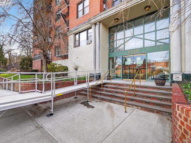 5235 Post Road 5A
