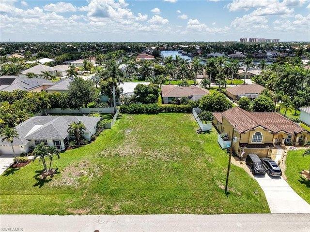 5235 SW 27th Pl Lot 11, Cape Coral, FL 33914