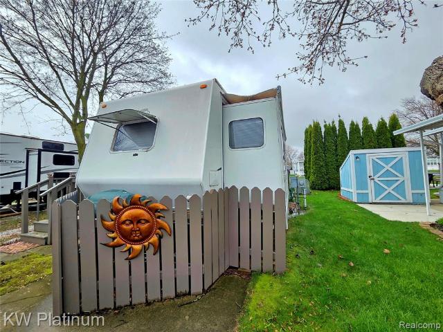5236 Fredicksburg Ln