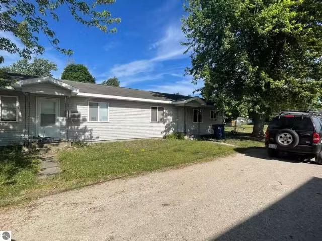 5236 W Mobile Trail, Traverse City, MI 49685 648643304