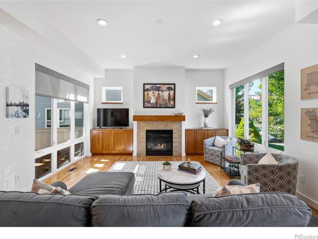 5236 5th Street