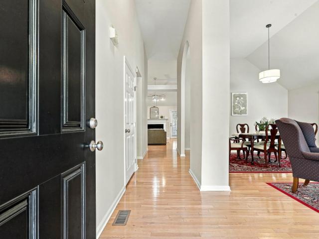 5237 Fairmead Circle