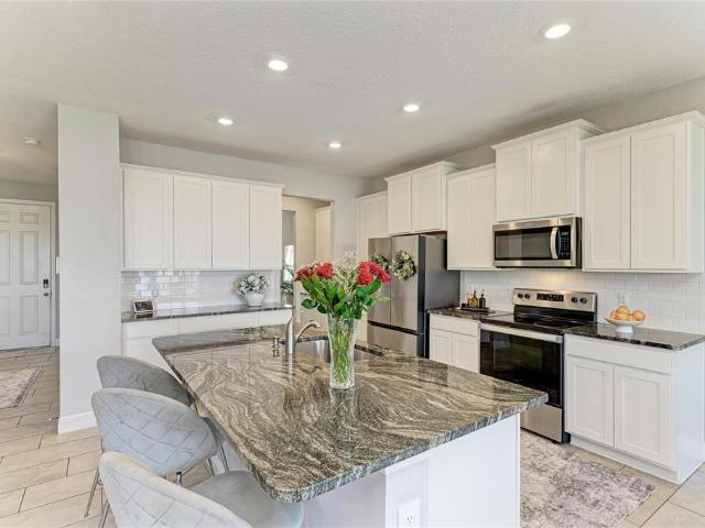 5238 Grove Mill Loop, Bradenton, FL 34211 | MLS #A4682 | Compass
