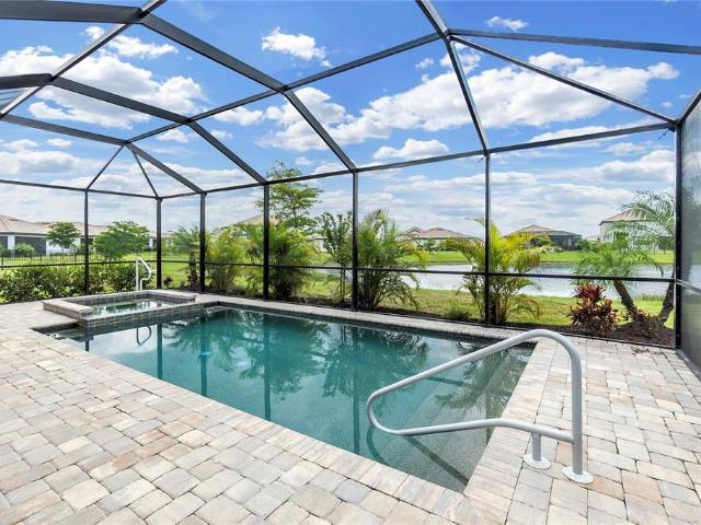 5239 Coral Reef Way, Bradenton, FL 34211 | MLS #A4673