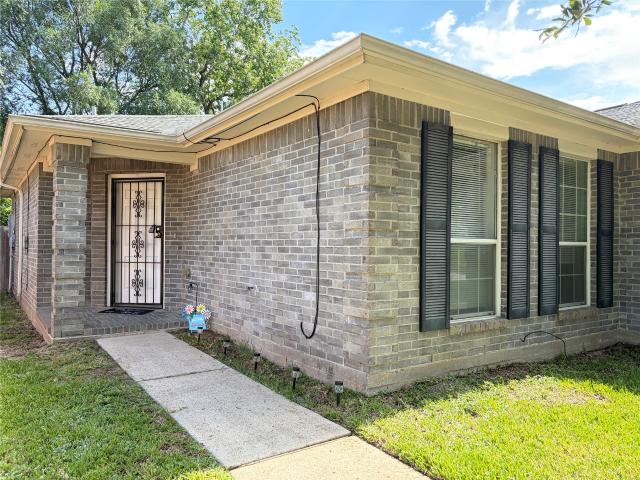 5239 Sugar Bush Drive