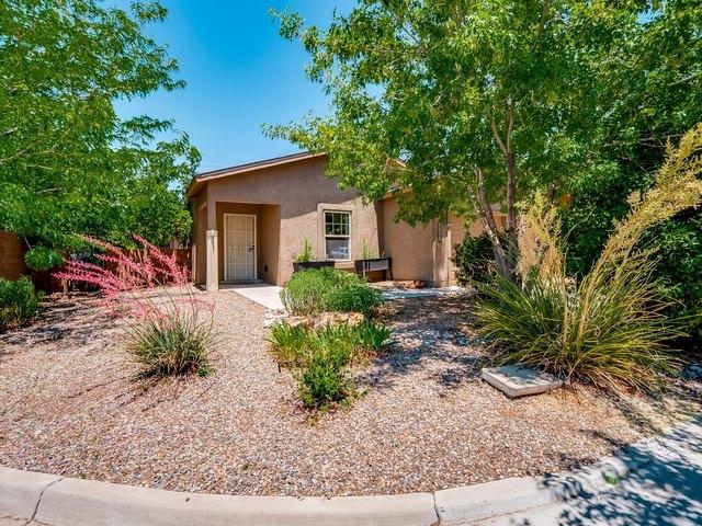 5239 Via Del Cielo Ln, Santa Fe, NM 87507