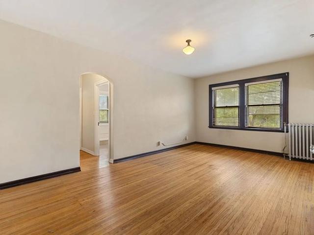 5230 E Washington St, Indianapolis, IN 46219